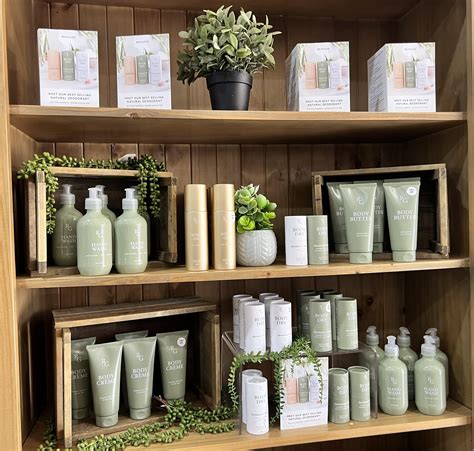 Amanda Ray Images Added A New Photo Amanda Ray Images