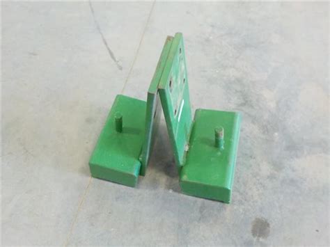 Weight Brackets For John Deere Planters Bigiron Auctions