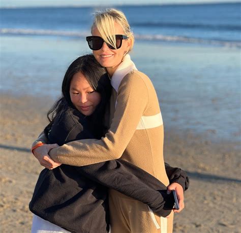 Photo Laeticia Hallyday Et Sa Fille Joy Sur Instagram Purepeople