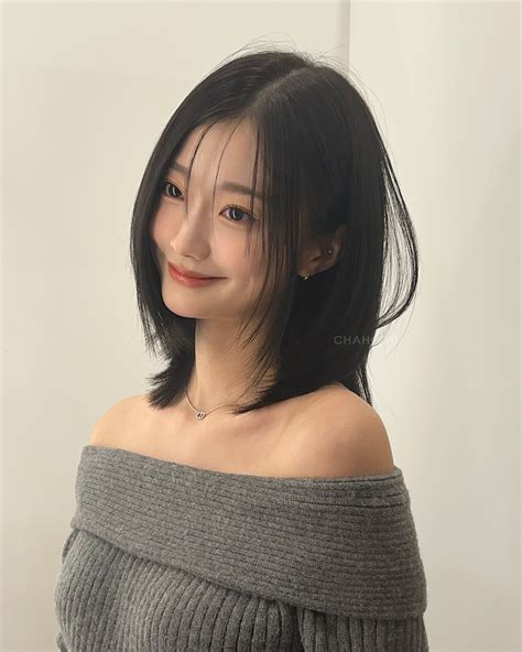 차홍룸 신논현점 김희영 레이어드c컬펌 C컬펌 미디움펌 레이어드컷 허그펌 보더펌 허그펌은 사랑이랄까요🧡 밤빛컬러에 빠진 레이어드c컬펌과 함께 저만의 애정 가득 채워드리는