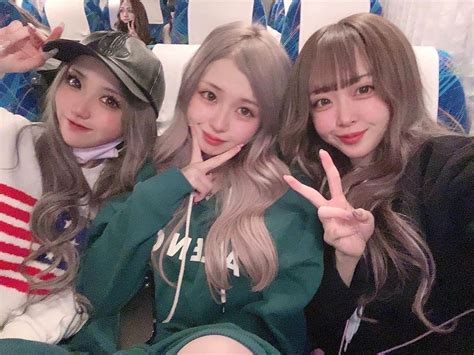 Egg公式さんのインスタグラム写真 Egg公式instagram「りせり×ゆずは×みりちゃむ🫶🏾💖 ⁡ こないだの動画のオフショットだ