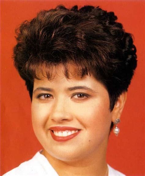Christian Lady With Nice Short Perm Mom Hairstyles 80s Short Hair