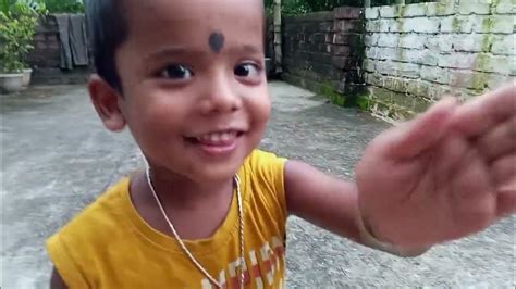 সংসারের সমস্ত কাজ সেরে তারপর ভাইদের রাখি পরালাম। এই দুনিয়ায় নিজের মা