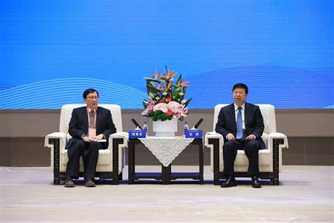 記者 梅花新聞網 李有具綜合報導 2024兩岸企業家峰會廈門登場 宋濤會見劉兆玄 ｜ 梅花新聞網