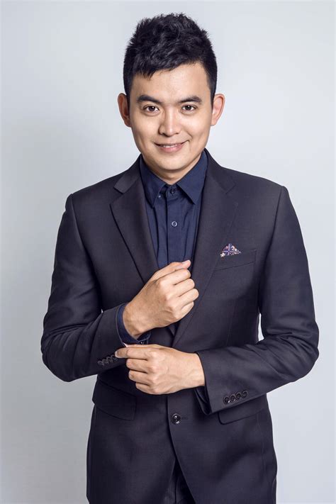 曲根個人經歷個人榮譽人物作品《曲根辭彙： 考來考去就這4500詞》《千詞中文百科全書