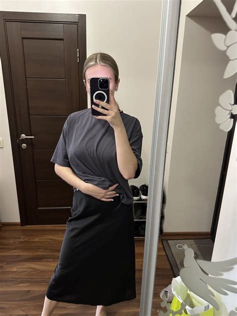 Атласна жіноча спідниця 649 грн Спідниці міді Ірпінь на Olx