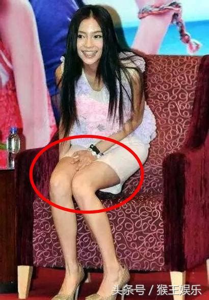 女明星的尴尬瞬间 防走光各有绝招