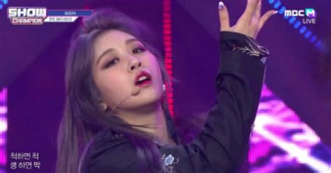 쇼챔피언 걸그룹 써드아이 신곡 Queen로 걸 크러쉬 매력 드러내