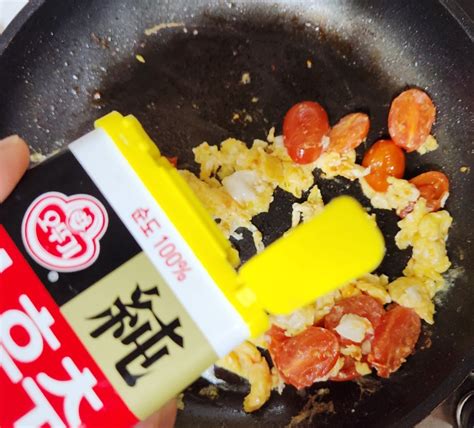 간편하고 맛있는 토마토스크램블에그 만들기방울토마토달걀볶음