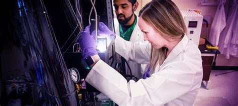 Elizabeth Sooby On Linkedin Utsa Physics Researcher Selected For