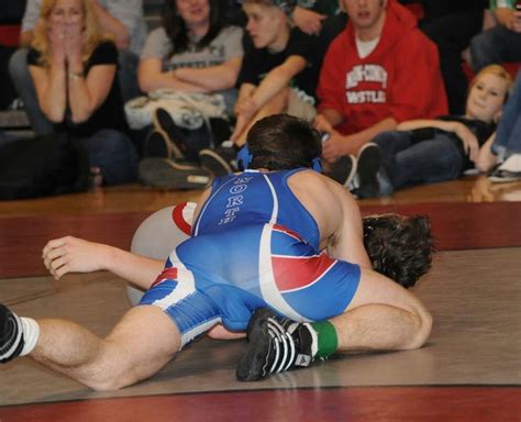 Pin By Bern Ack On Playing Sports Lycra Men Men In Tight Pants Olympic Wrestling