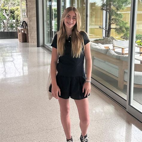 Christina Halls Lookalike Daughter Taylor 12 Takes After Moms