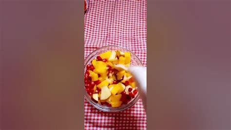 سلطة الفواكه المنعشة جدا بطريقة جديدة Fruit Salad 🥗😋 Youtube