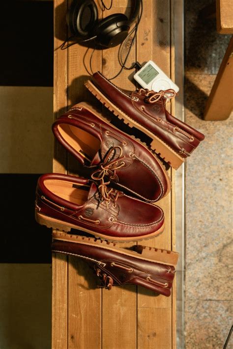 클래식한 보트슈즈 트렌디한 코디 완성하기 패션서울