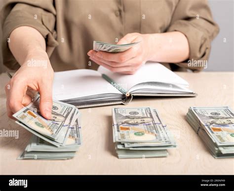 Budget Diversification Allocation Savings And Costs Counting Stock