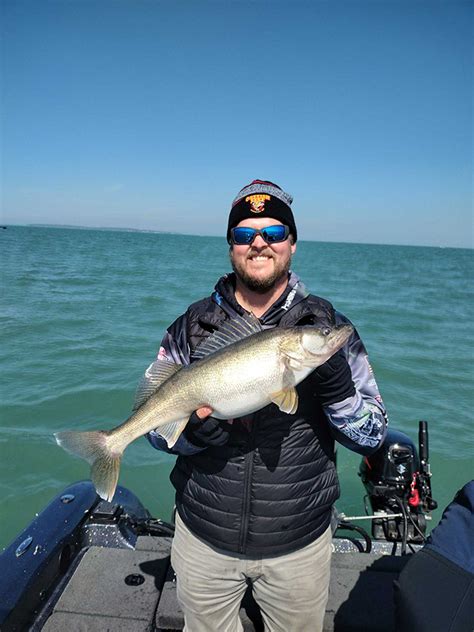 Open Water Walleye Central Mn Fishing Adventures