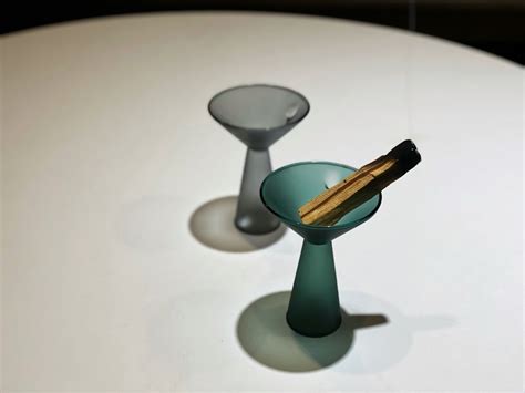 핸드 블로운 글라스 팔로산토 홀더