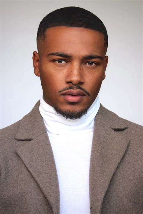 Ethan T Muumaa Models