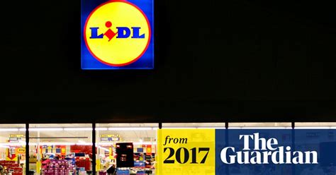 Lidl Overtakes Waitrose As Uk Shoppers Turn To Discounters Lidl The