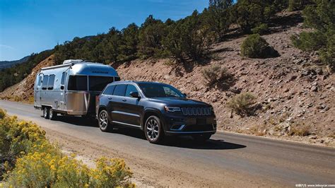 Airstream推出Flying Cloud FB Office拖车 自带小型专用办公室 车家号 发现车生活 汽车之家