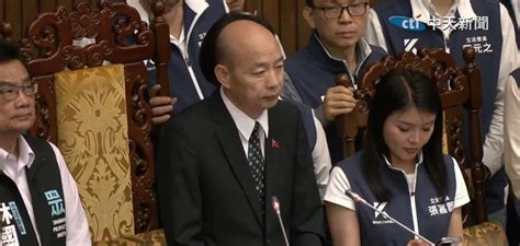 吳思瑤質疑立院駐衛警都配戴密錄器 「辣個男人」：怕有人趁火打劫