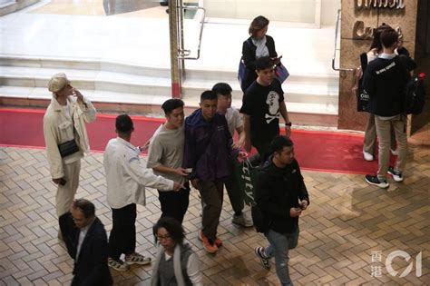 劉馬車涉非禮仍扣查恐缺席拳賽 鍾培生法律團隊尋求保釋俾佢打埋拳賽先返入去審延賽預留票尾 吹水閒聊 香港討論區 Discuss