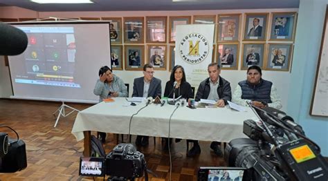 Gremios Periodísticos De Bolivia Rechazan El Proyecto De Ley 305