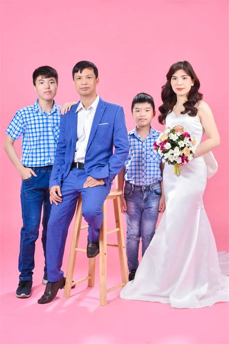 Bộ Sưu Tập 999 Hình Ảnh Gia Đình 4 Người Siêu Đẹp Được Chụp Với Công