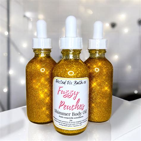 Fuzzy Peaches Shimmer Body Oil Frosted Fox Bath Co