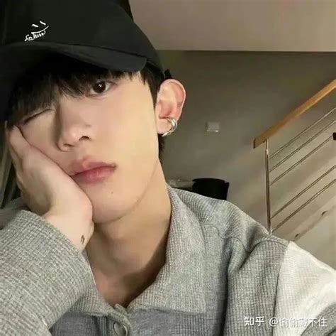 单人情头 超好看的单人不明显小情侣头像分享 知乎