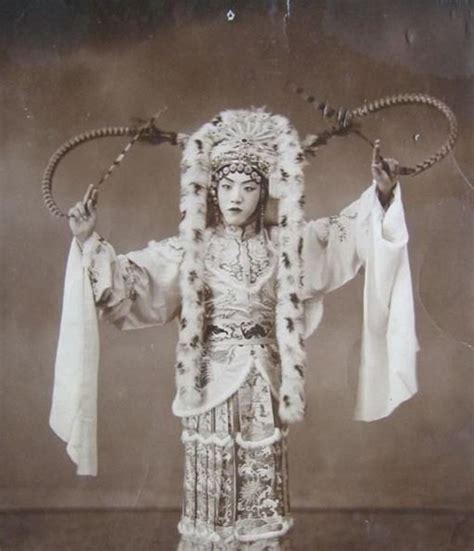 奇闻秘史│「民国四公子」袁克文一世风流 死后逾千青楼女送殡 青帮辈份高过杜月笙 星岛日报