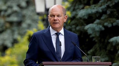 Scholz Urges Putin To Agree To Cease Fire Withdraw Troops From Ukraine