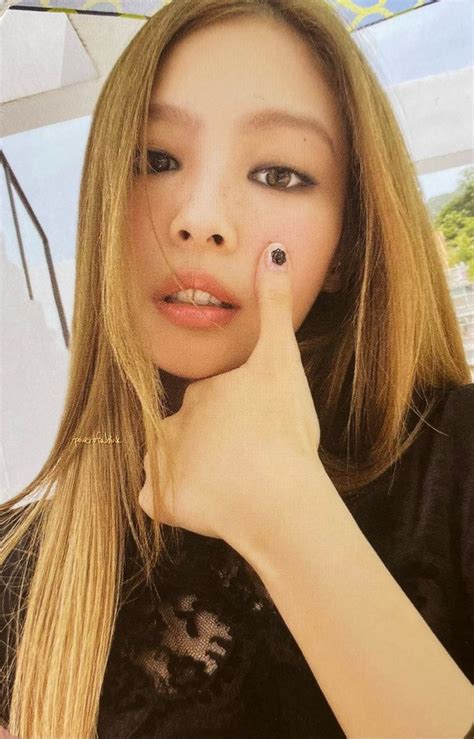 Jennie Photocard Scan Trong 2023