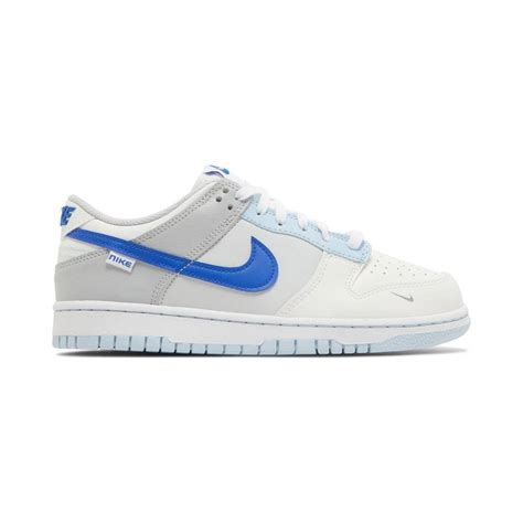 Nike Dunk Low ”hyper Royal”
