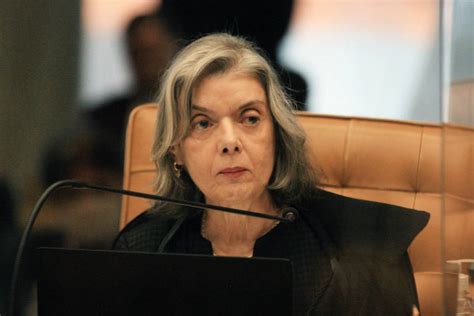 Cármen Lúcia Diz Que Decisão Judicial Não Pode Ser Descumprida