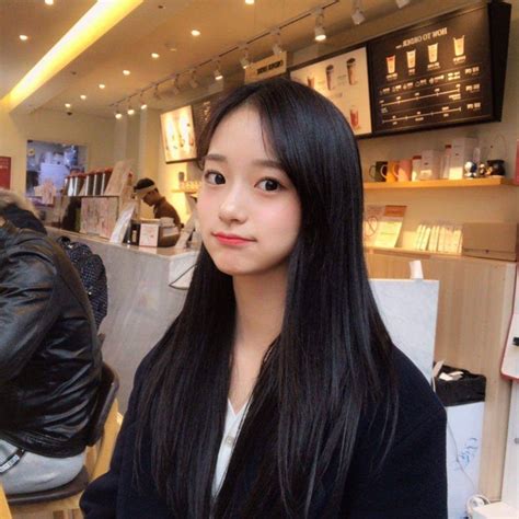 김수현 소속사 들어갔다는 선화예고 얼짱