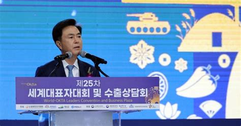김태흠 “중진들 명예로운 죽음 택하라”이철규 원내대표설에도 조용한 당에 일침