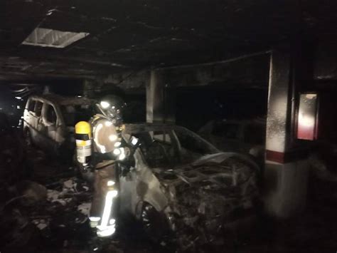 Un Incendio En Un Garaje Obliga A Desalojar A 200 Vecinos De Un