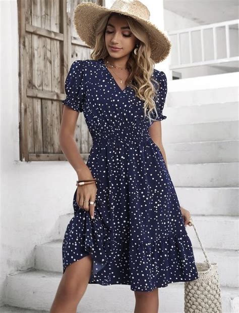 Сукня Shein — ціна 250 грн у каталозі Сукні міді Купити жіночі речі за доступною ціною на Шафі