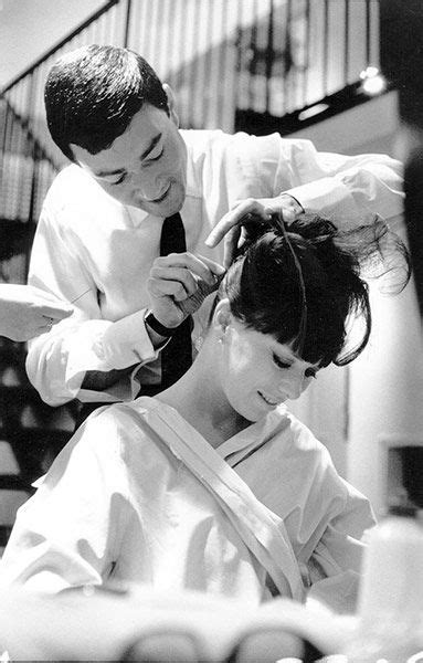 Vidal Sassoon A Life Of Style In Pictures Vidal Sassoon Vidal Sassoon Hair Color Hair Cuts