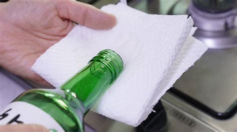 주방 기름때 힘들게 닦지 마세요 이것 붓기만 하면 새것처럼 깨끗해집니다 최주부