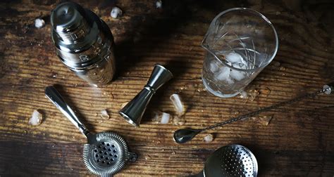 Shaken Vs Stirred Cocktails Casual Mixologist