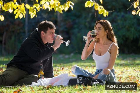 Kc Osborne And Michael Goonan Are Seen Having A Picnic In The Park In