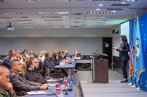 Professora Do Ppgcm Atua Como Professora Convidada No William J Perry