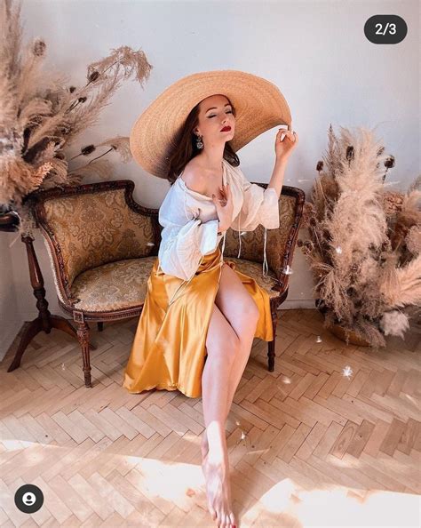 Lady Vintage Outfits Retro Style Vintage Dress Hats Vintage