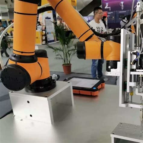 Pick And Place Robot AUBO I10 Cobot Robotic Arm 6 Axis As Collaborative