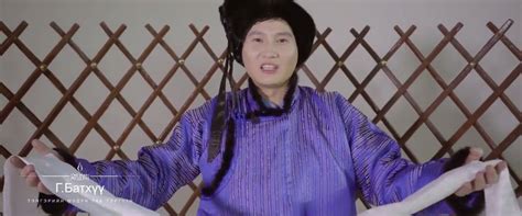 Cар шинэдээ сайхан шинэлээрэй Цагаан сарын Мэндлэх ёс Cар шинэдээ сайхан шинэлээрэй Цагаан