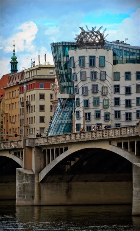Dancing house editorial stock photo. Image of chezh, life - 21780933