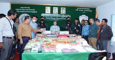 ក្រុម អ្នក ឃ្លាំមើល ជំរុញ ឱ្យ ក្រសួង មហាផ្ទៃ ប្រើ មន្ត្រី ពាក់ព័ន្ធ គ្រឿងញៀន ធ្វើ ជា ខ្សែរយៈ