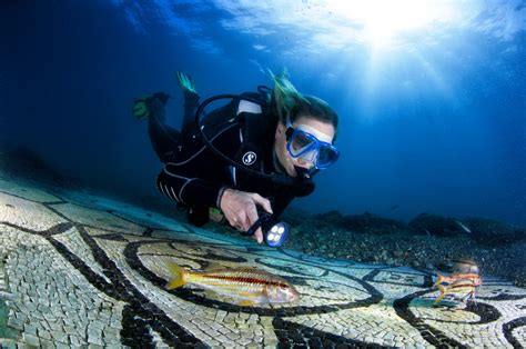 Diving In Underwater Archaeological Park Of Baia Naples Scubashooters
